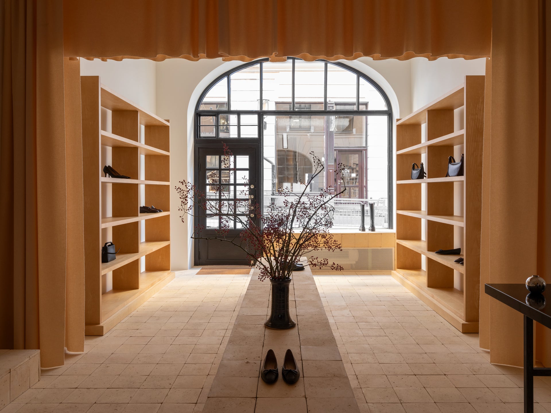 Flattered - Crafted Footwear and Leather Goods